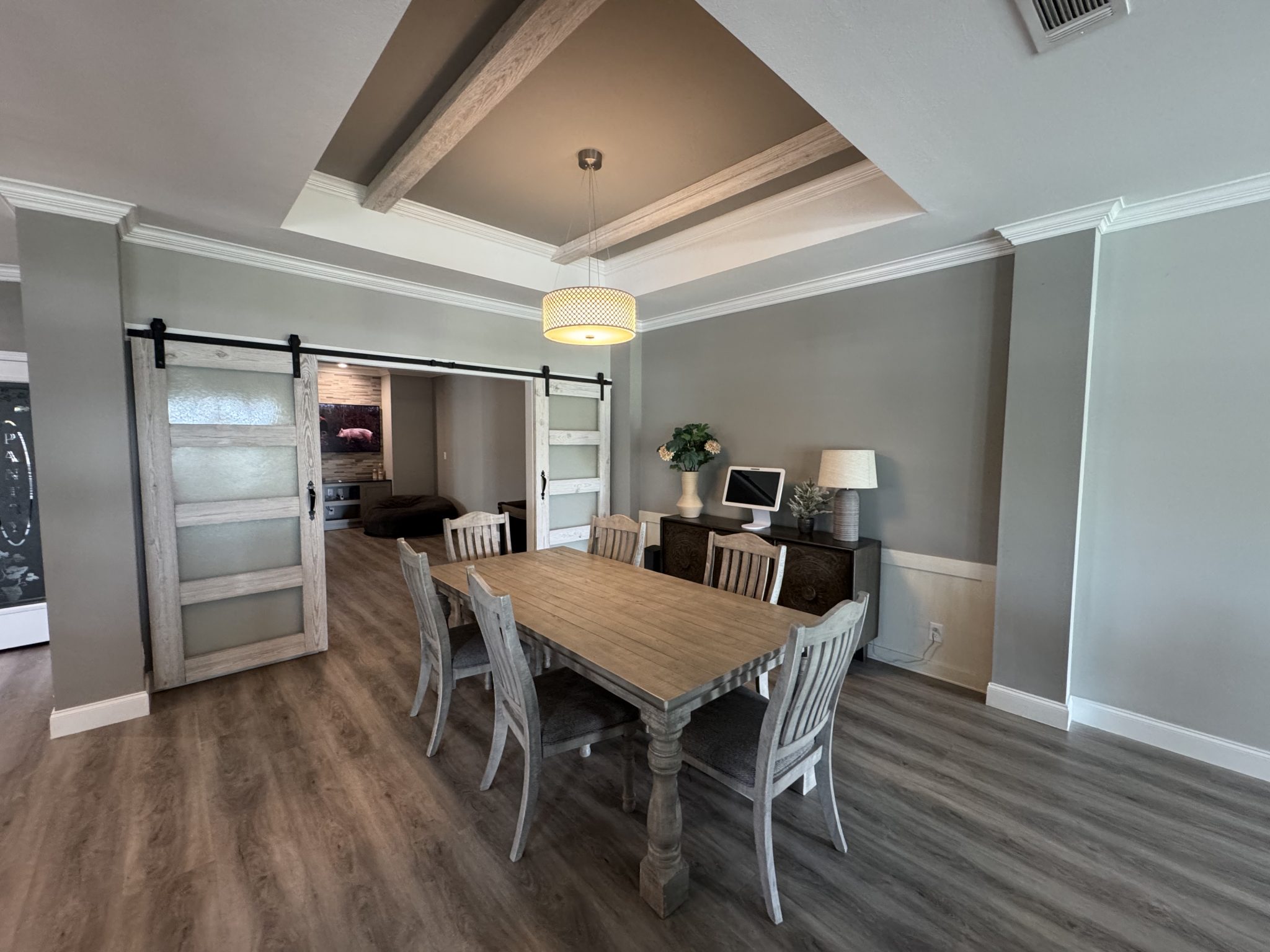 Track House – Room Rental – MotoBros