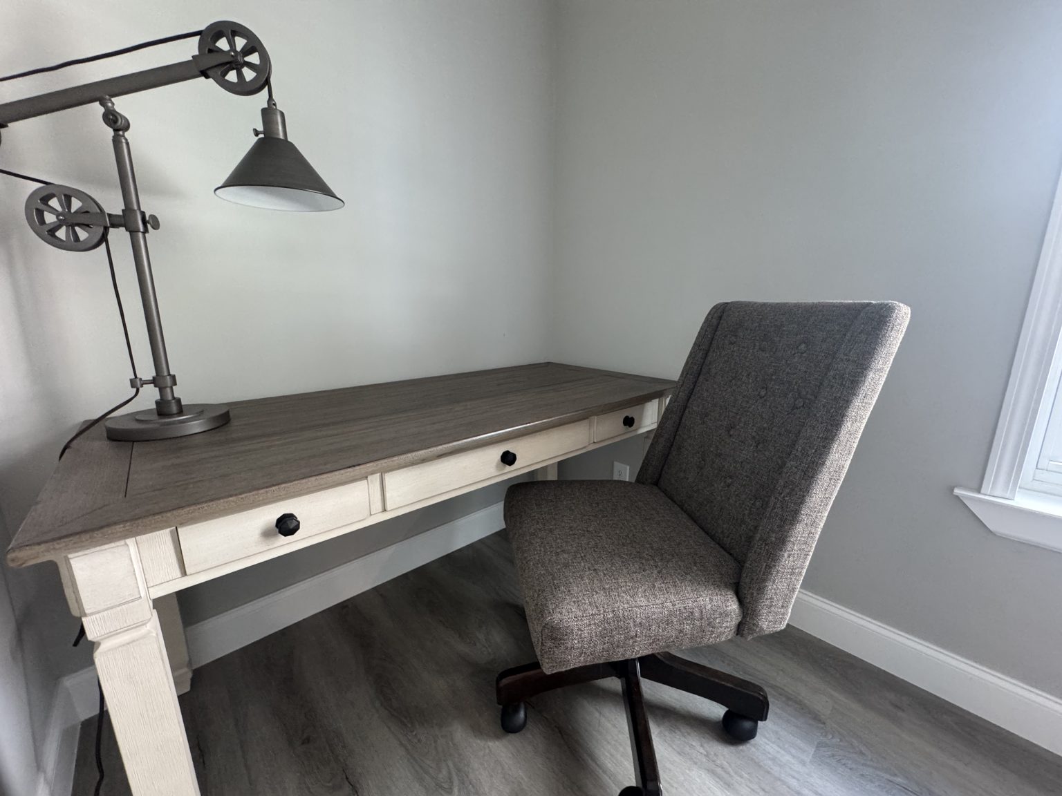Track House – Room Rental – MotoBros