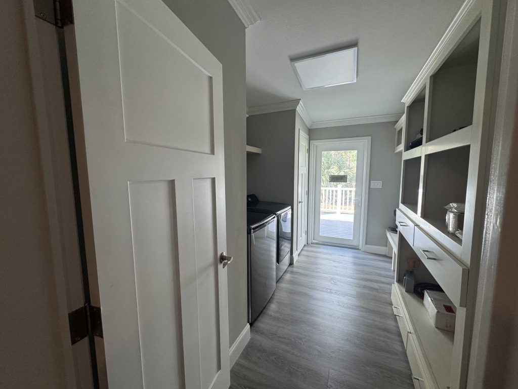 Track House – Room Rental – MotoBros